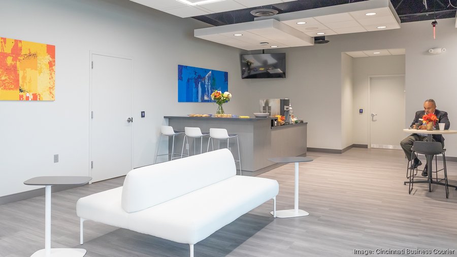 First Financial opens ‘destination’ hub bank branch in Mason ...