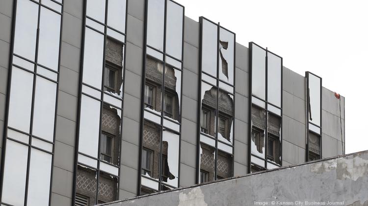 Former UMB Bank tower in KCK could become apartments, office - Kansas ...