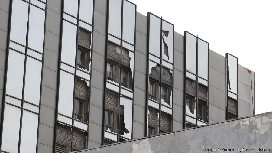 Former UMB Bank tower in KCK could become apartments, office - Kansas ...