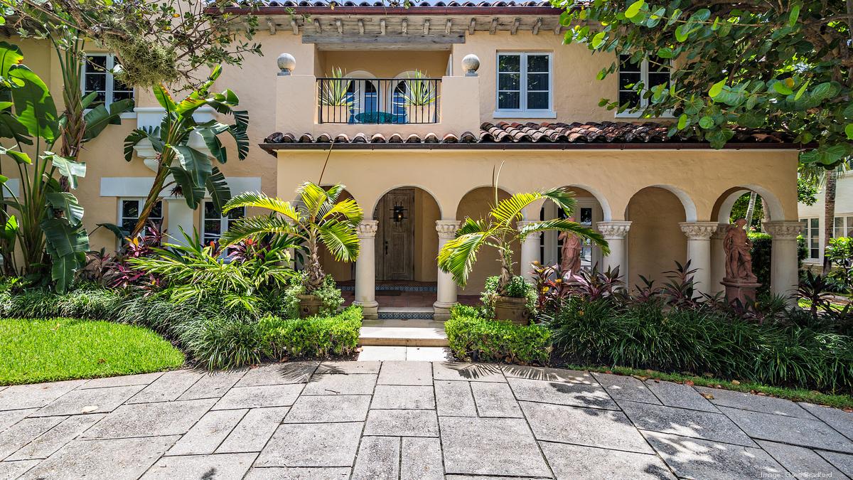 Philadelphia investment exec Robert Burch sells Palm Beach mansion for ...