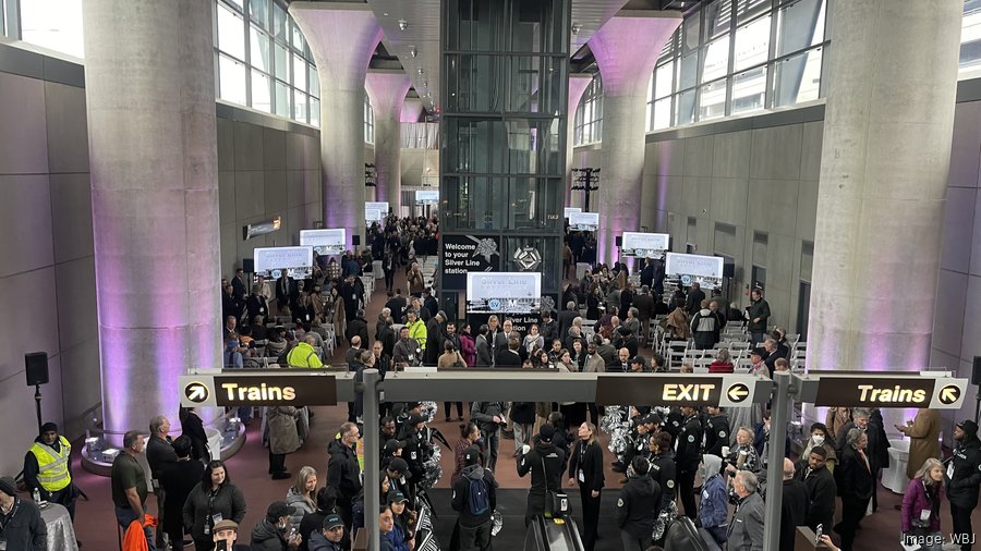 Metro opens Silver Line extension to passengers - Washington Business ...