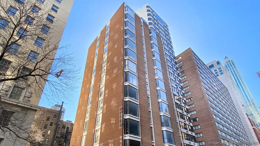 Downtown Chicago apartment building with landmark designation sold ...