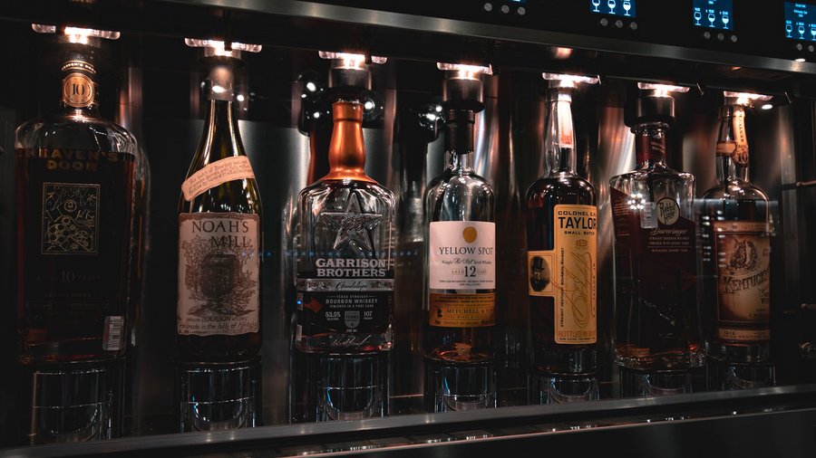 Social Oak Wine & Whiskey Lounge opens in Trophy Club - Dallas Business ...