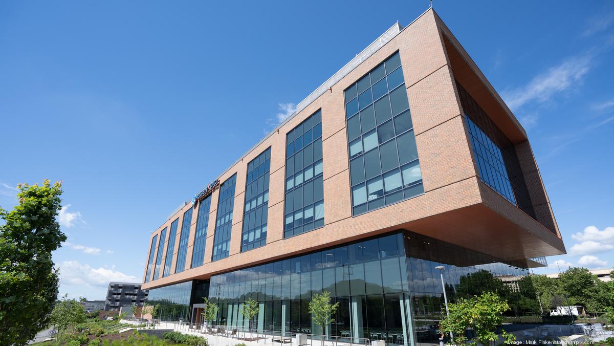 Rockville’s RegenxBio expands roles of 2 C-suite executives ...
