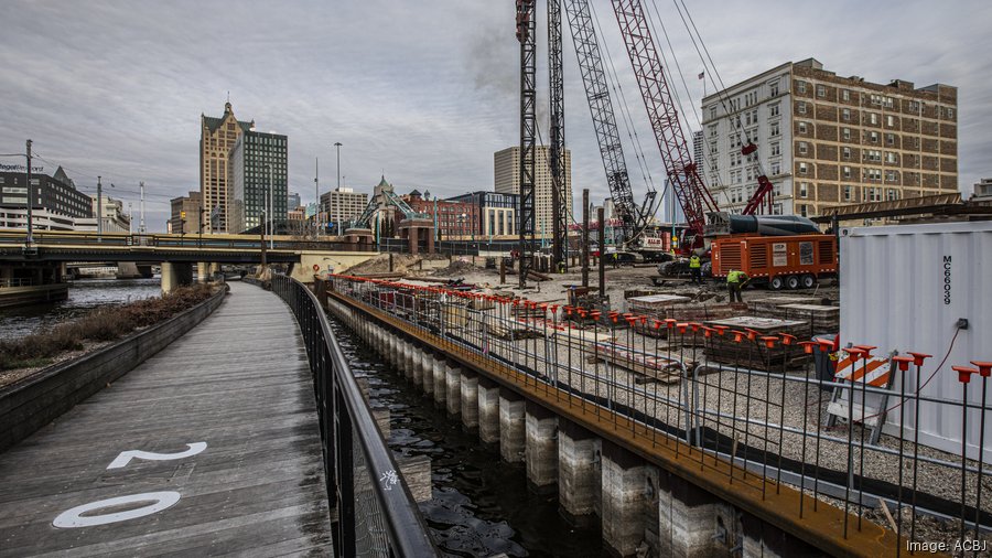 See construction progress of 31-story Third Ward apartment tower ...