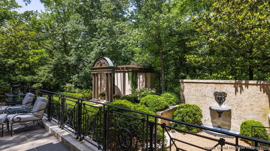 Million Dollar Monday: Inside Mountain Brook's $2.9M Lockerbie mansion ...