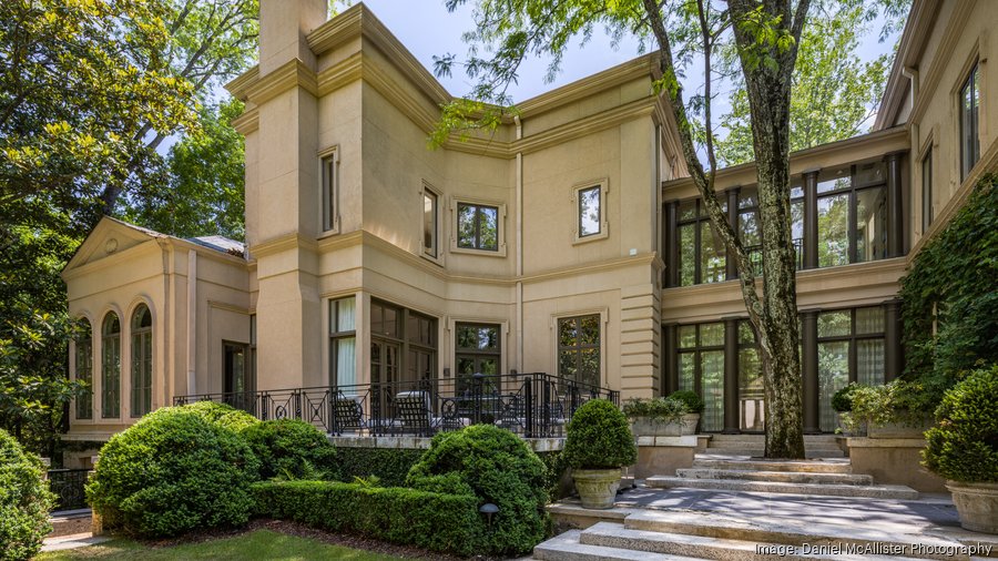 Million Dollar Monday: Inside Mountain Brook's $2.9M Lockerbie mansion ...