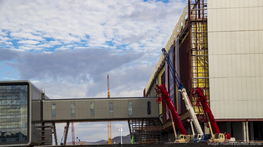 'American manufacturing is back:' President Biden points to Arizona for ...