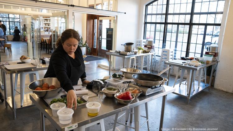 Look inside a Mediterranean cooking class at Billie's Grocery [PHOTOS ...