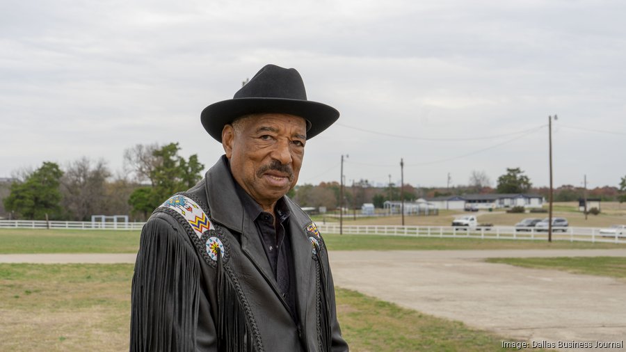 Skyline Ranch owner secures mixed-use zoning in southern Dallas ...