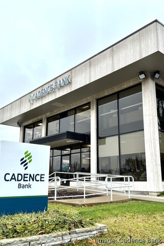Cadence Bank makes changes to leadership team - Houston Business Journal