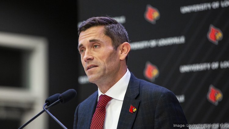 University of Louisville introduces Pat Kelsey as new UofL men's ...