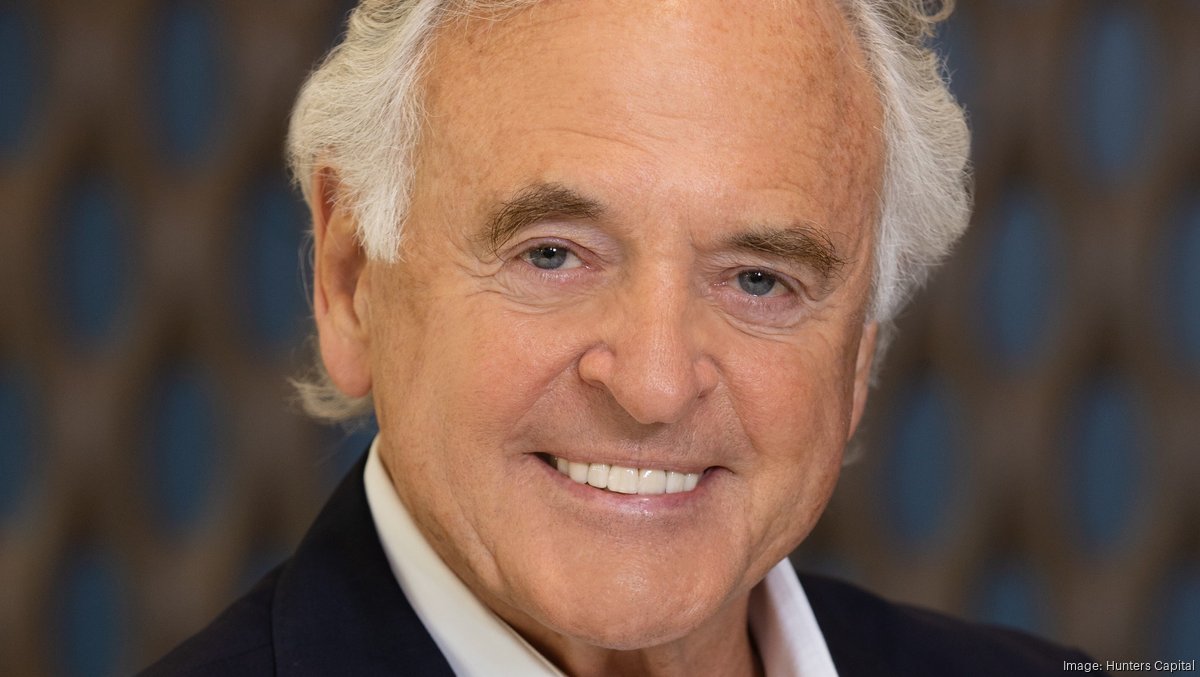 Mike Malone, Hunters Capital, receives CRE Leadership Historic ...