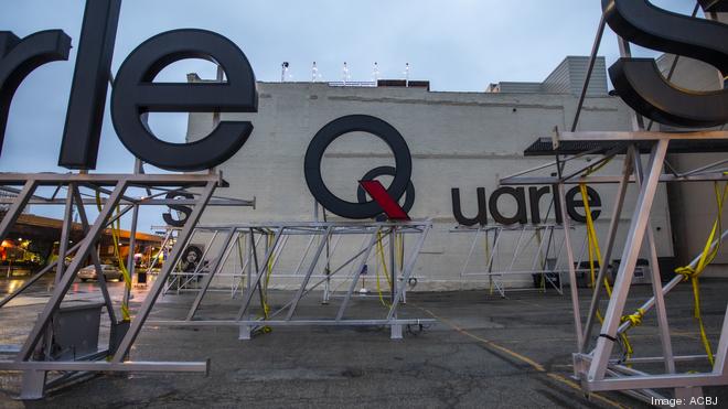 Quarles & Brady unveils new brand name, rooftop sign - Milwaukee ...