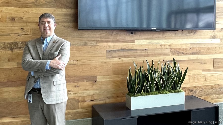 Black & Veatch CEO Mario Azar on leadership, $4B in revenue - Kansas ...