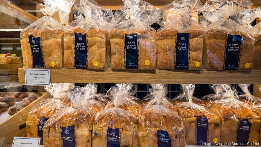 Paris Baguette opens at 4th & Race in downtown Cincinnati - all the ...