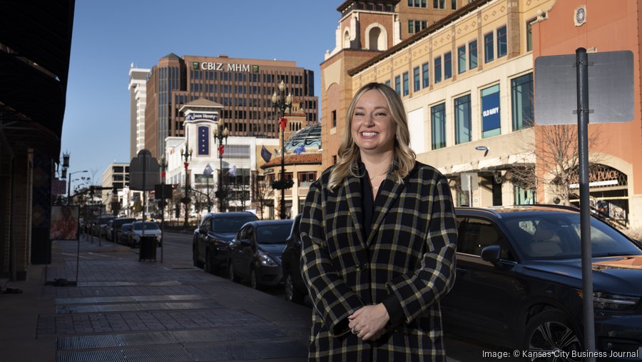 New Country Club Plaza GM's unconventional path leads her from Hawaii ...