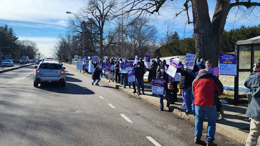 Faulkner Hospital healthcare workers protest wages - Boston Business ...