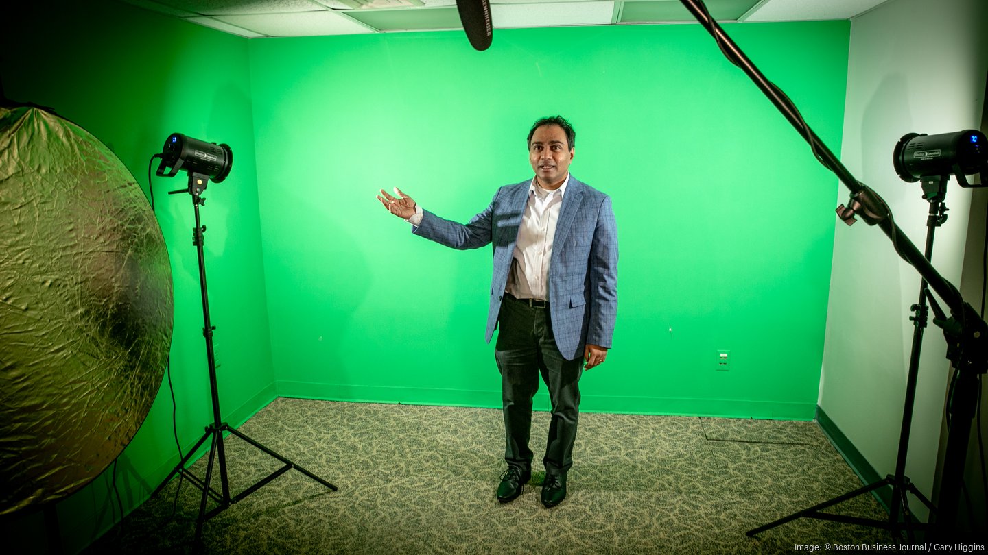 BostInno - Reporter’s notebook: Go inside MGH’s AR/VR lab