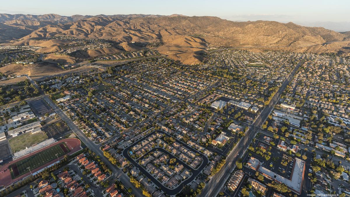Griffin Plaza sells in Simi Valley - L.A. Business First