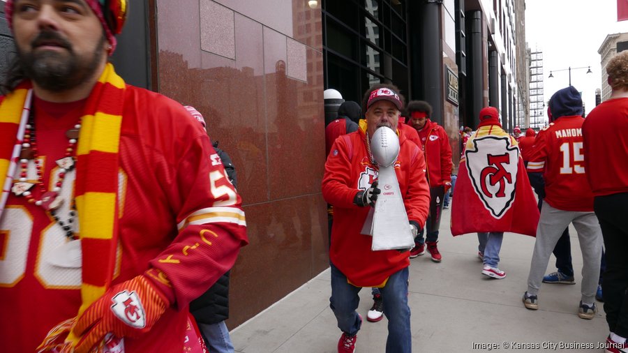 Chiefs, fans celebrate second Super Bowl win in four years with victory ...