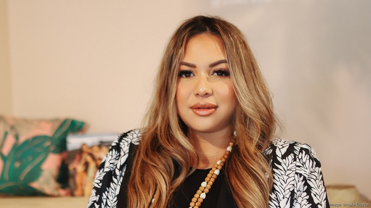 Alexis Akiona of Lexbreezy Hawaii is following her mother's 'footsteps ...