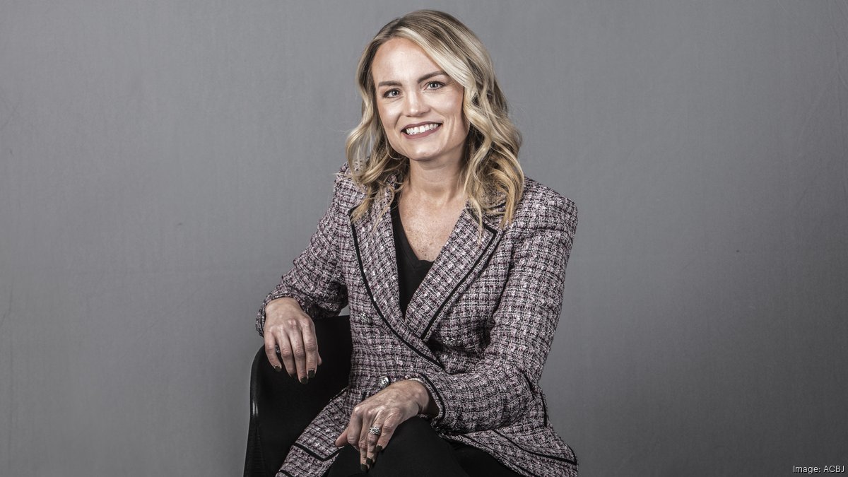 40 Under 40: Stephanie Warren, Baird - Milwaukee Business Journal