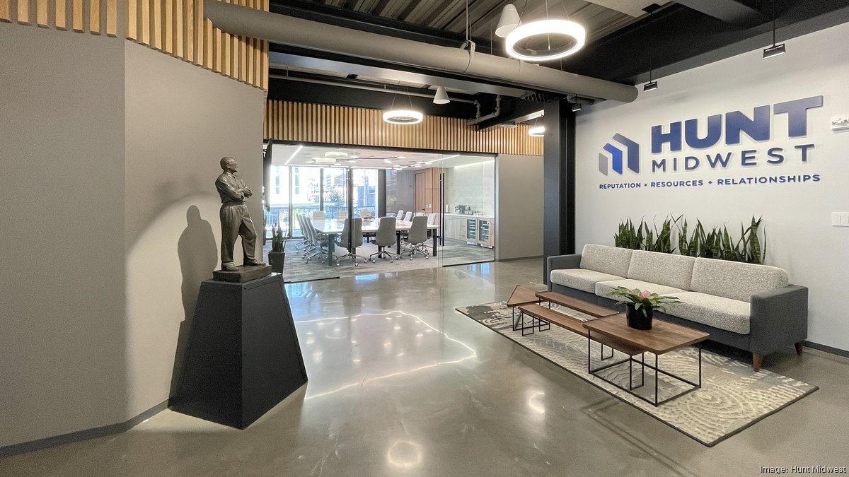 2023 Capstone Awards: Office — Hunt Midwest offices at Corrigan Station ...