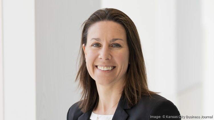 Here are 20 financial services professionals who belong in your network ...