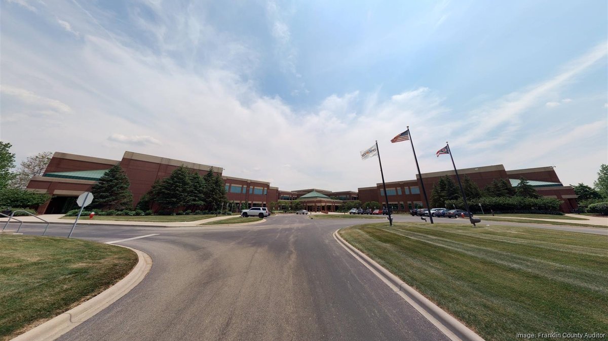 Real estate holding company owned by Feazel CEO buys former Discover ...