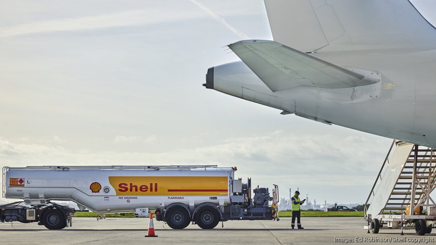 JetBlue, Shell sign deal for sustainable aviation fuel at LAX - L.A ...