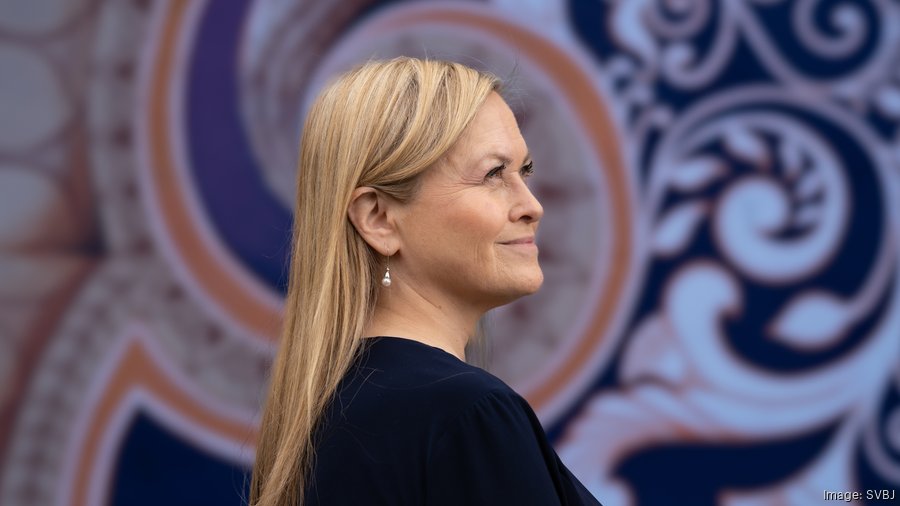 Cindy Chavez, supervisor of Santa Clara County Board of Supervisors, is ...