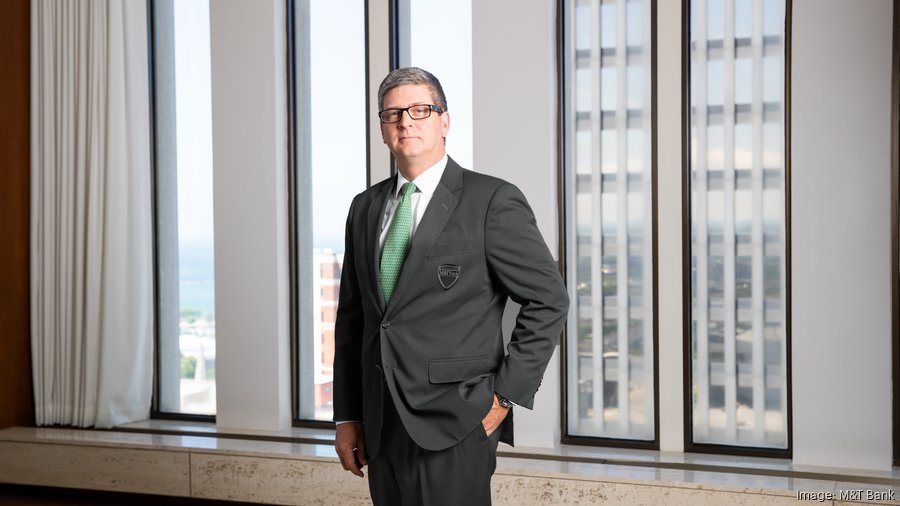 M&T Bank announces departure of executive and former CFO Darren King ...