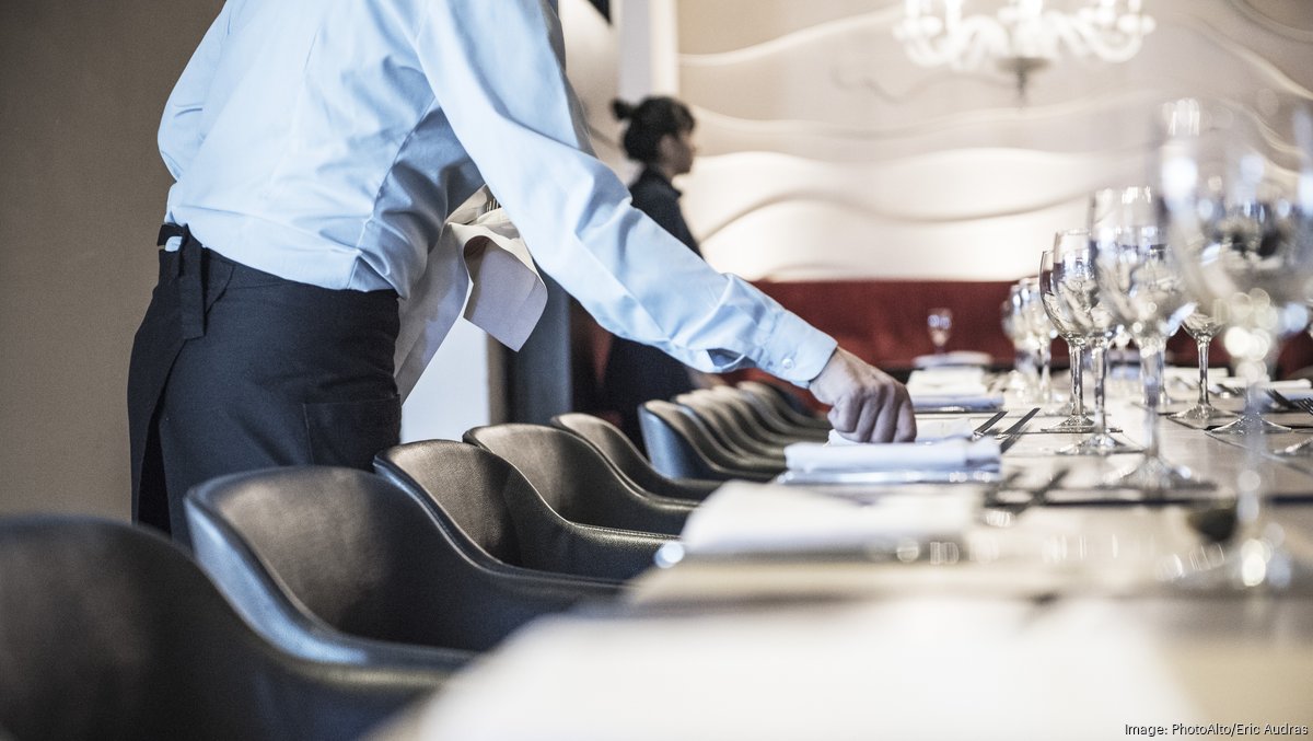 Office landlords in NYC bank on fine dining to win back tenants - New ...