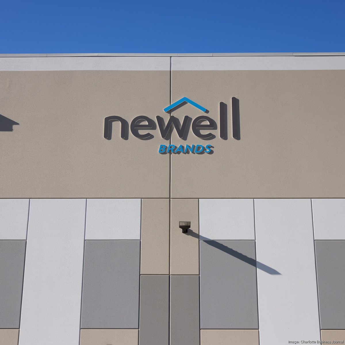 Newell Brands Newell, Ex CEO Settle With SEC Over Sales Disclosures