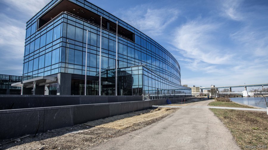 Rite-Hite provides first look at final piece of new Milwaukee corporate ...