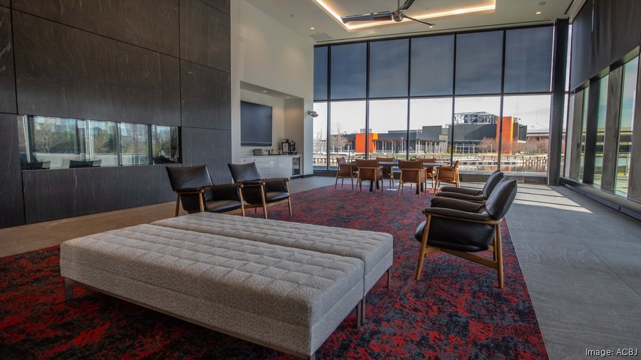 Rite-Hite provides first look at final piece of new Milwaukee corporate ...
