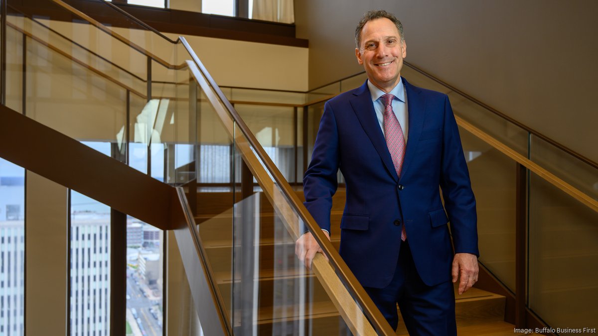 Retiring M&T Bank President Richard Gold recalls decades of rapid ...