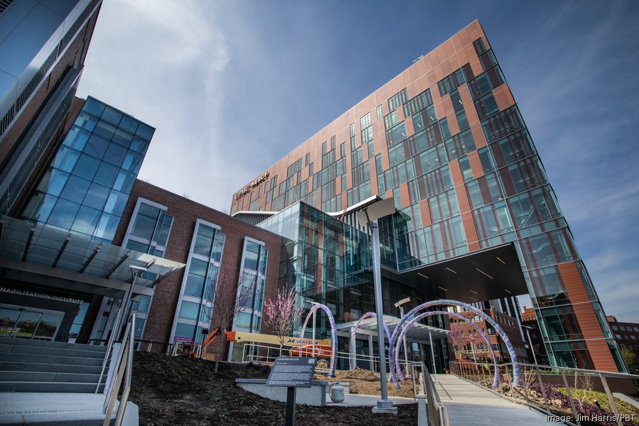 UPMC Mercy Pavilion Slideshow - Bizwomen