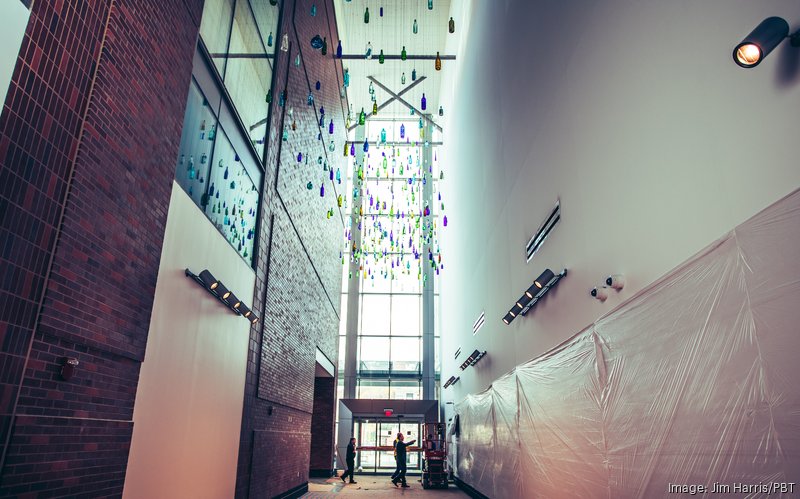 UPMC Mercy Pavilion Slideshow - Bizwomen