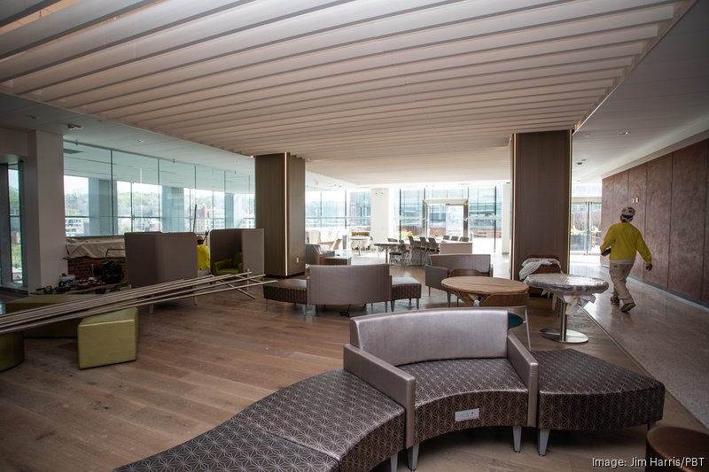 UPMC Mercy Pavilion Slideshow - Bizwomen