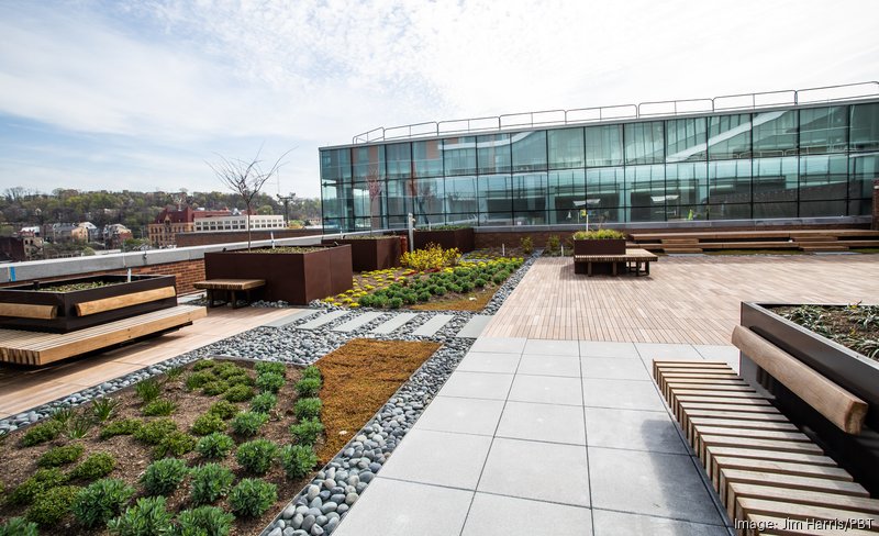 UPMC Mercy Pavilion Slideshow - Bizwomen