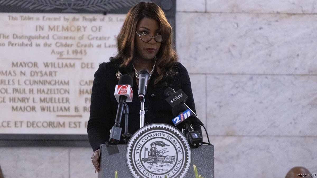 St. Louis Mayor Tishaura Jones says city is 'sad' Dot Foods is moving ...