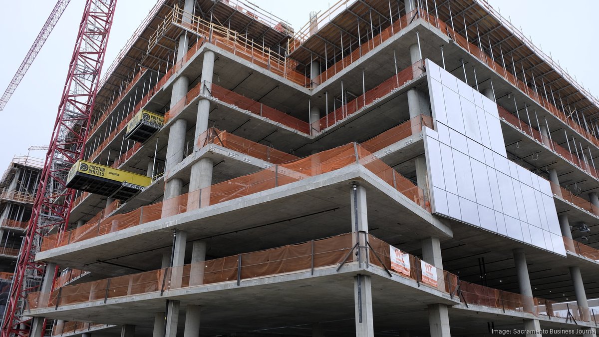 UC Davis, Wexford celebrate Aggie Square topping out - Sacramento ...