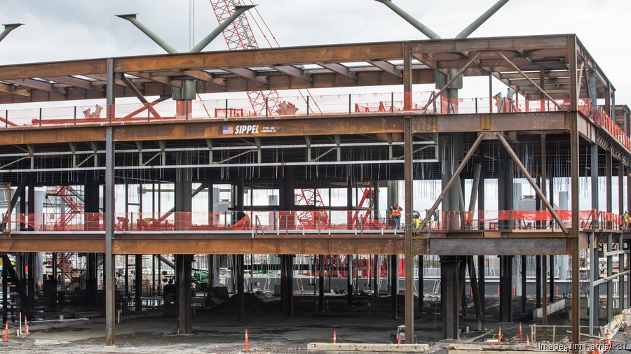 Pittsburgh International Airport's new terminal: Final steel beam ...