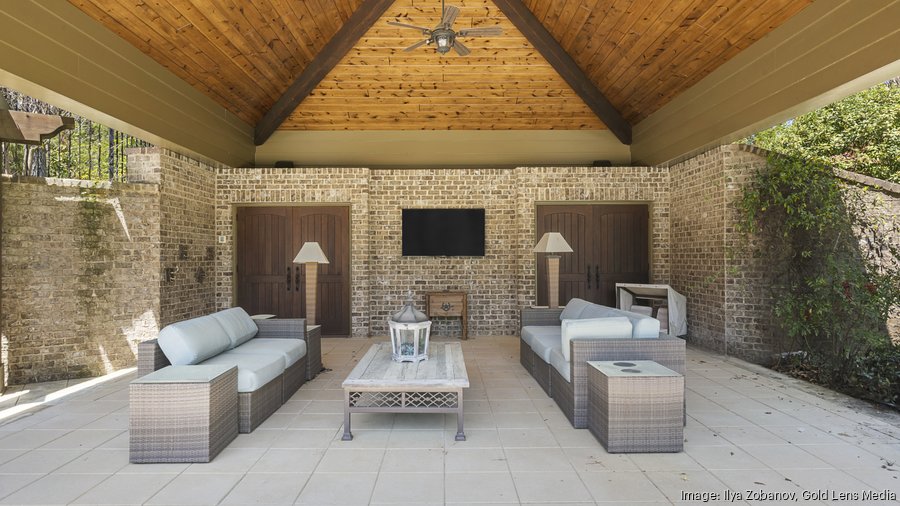 Chipper Jones' house in Canton, Georgia sells for $11 million - Atlanta ...