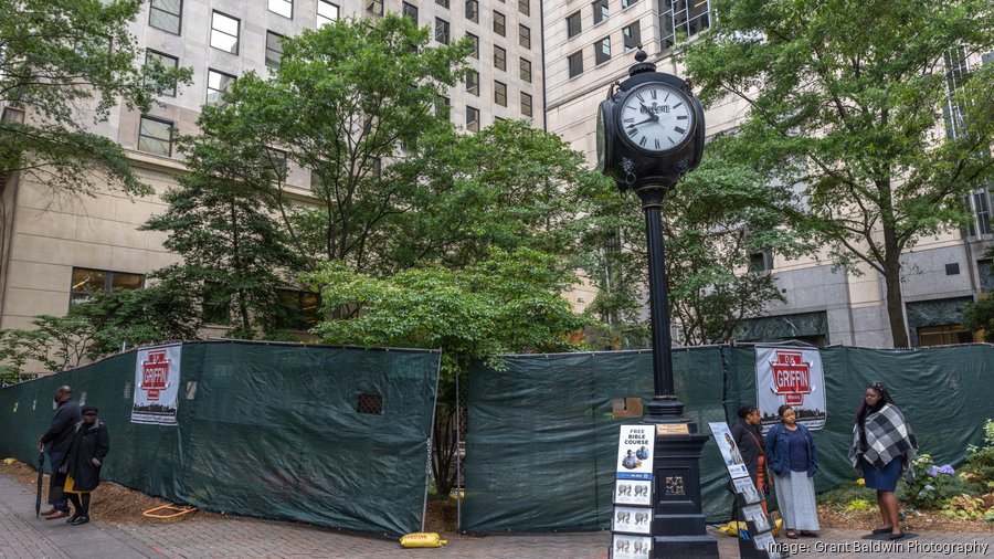 Design options unveiled for uptown Charlotte park project - Charlotte ...