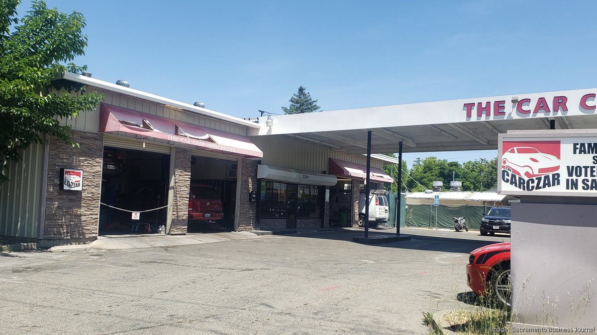 Car Czar Doug Brauner to sell property, move brand online - Sacramento ...