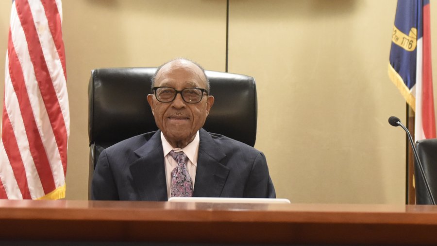 “It couldn’t be done:” how former Chief Justice Henry Frye quietly made ...