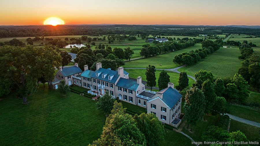Upperville's Llangollen farm and equestrian center waits for a buyer ...